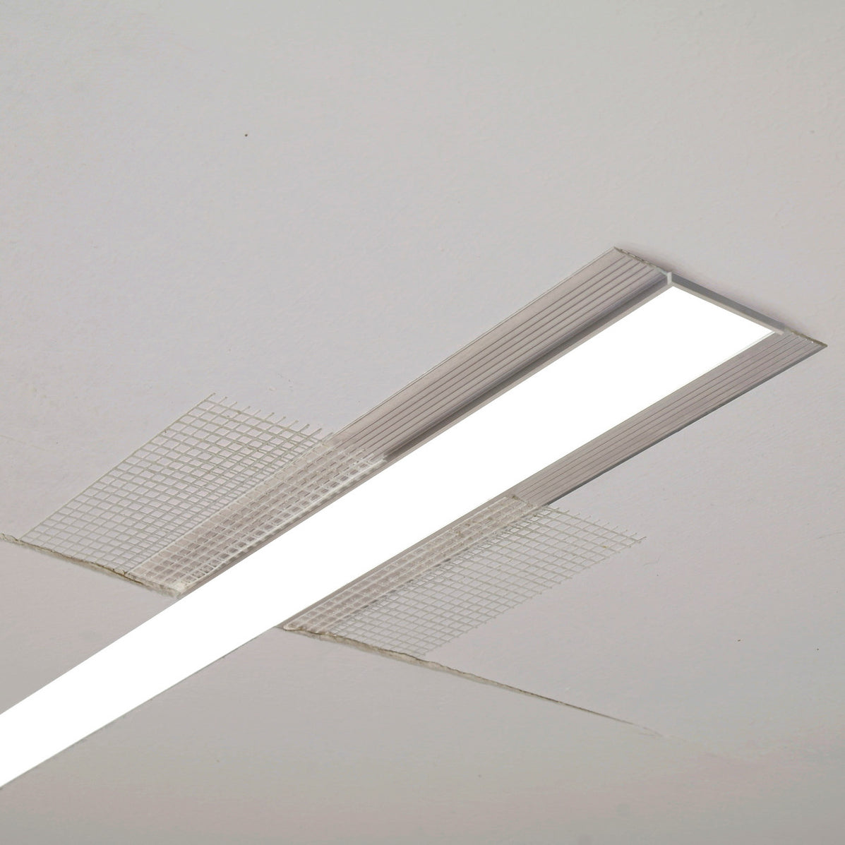 1.3" Shallow Plaster-In LED Channel Vario30-04 For Sale ☑️